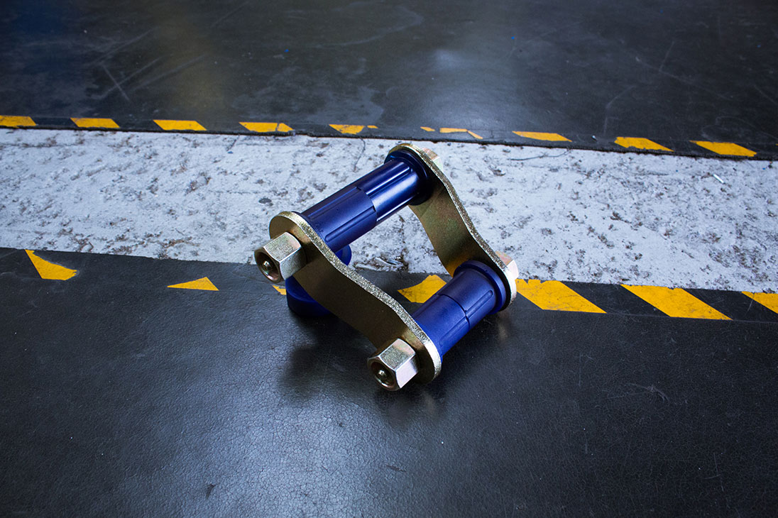 4x4 Greasable Shackle and Bushing Kits